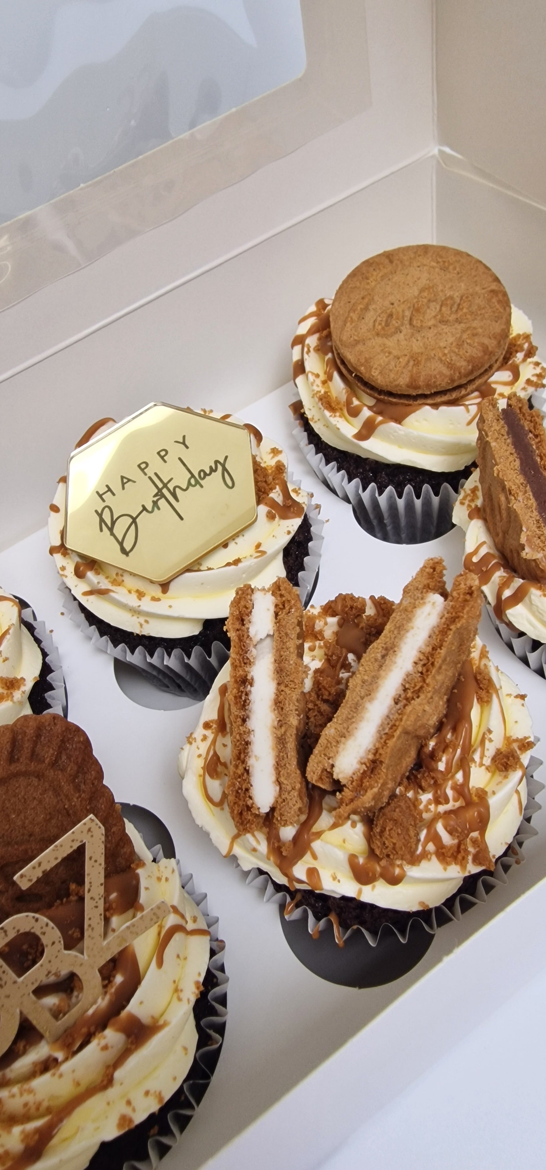 Delicious Custom Cakes in Essex | CakeObsession - Online Cake Shop